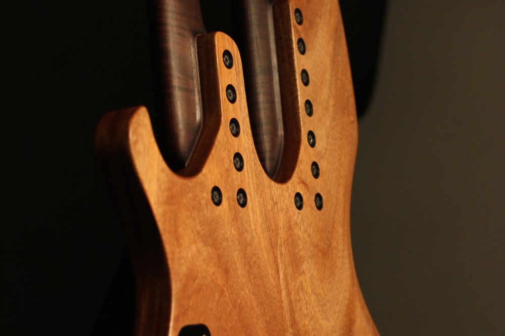 Bass of the Week: Bonobo Guitars Double Neck Headless Bass – No Treble