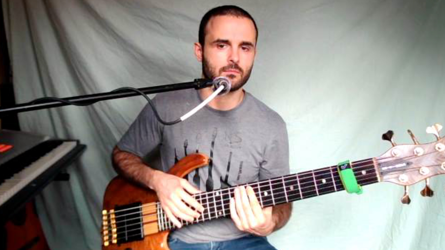 Tapping Technique: Developing Simultaneous Chordal and Bass Line ...
